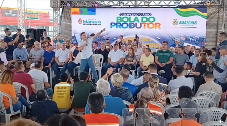Viaduto Da Bola Do Produtor Faz Homenagem Ao Rei Pelé