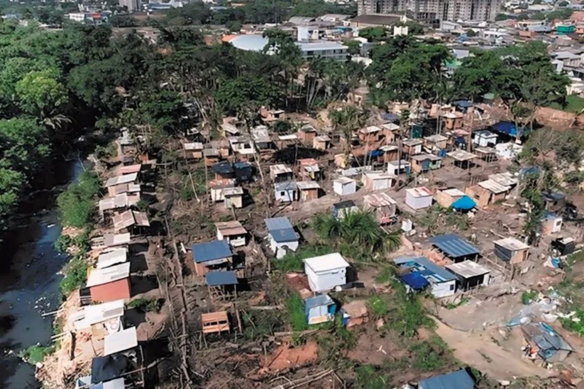 Mais da metade da população de Manaus vive em favelas, aponta IBGE Mais da metade da população de Manaus vive em favelas, aponta IBGE